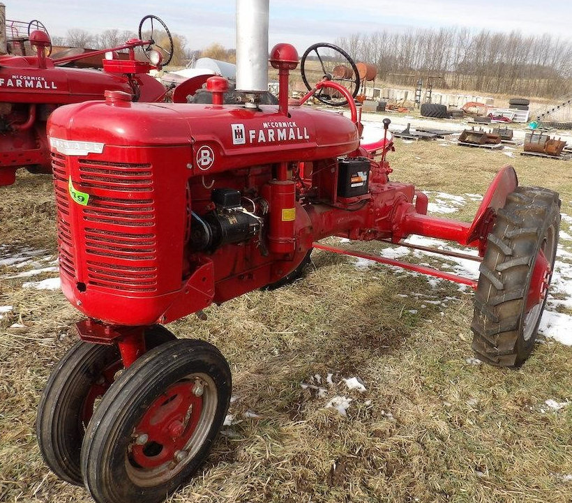 SOLD - Farmall B Tractors with 20 HP | Tractor Zoom