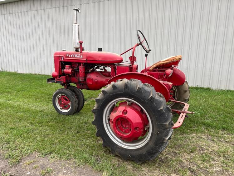 Farmall B Tractors Less than 40 HP for Sale | Tractor Zoom