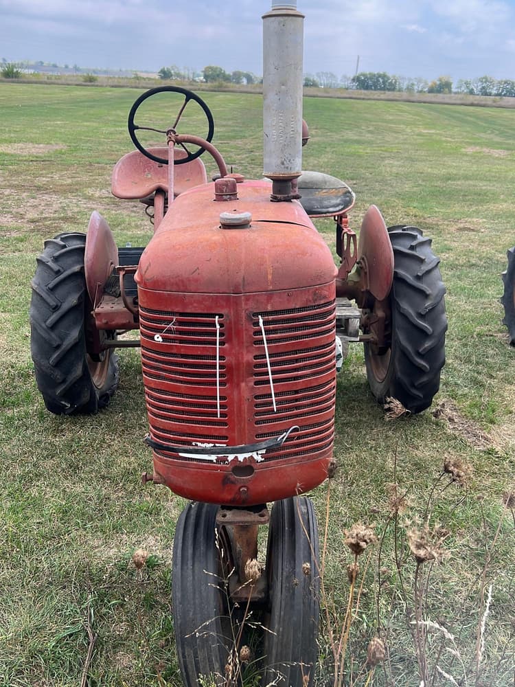 Farmall B Tractors Less than 40 HP for Sale | Tractor Zoom