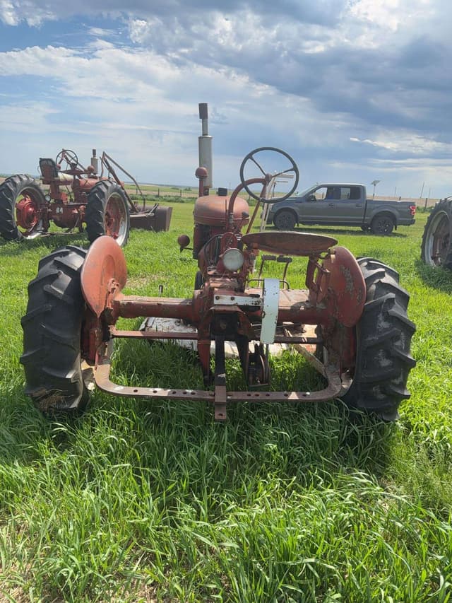 Farmall B Lot No. 56965 Tractors For Sale with 20 HP | Tractor Zoom