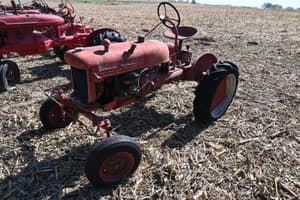SOLD - Farmall Cub 2wd tractor Tractors with 12 HP | Tractor Zoom