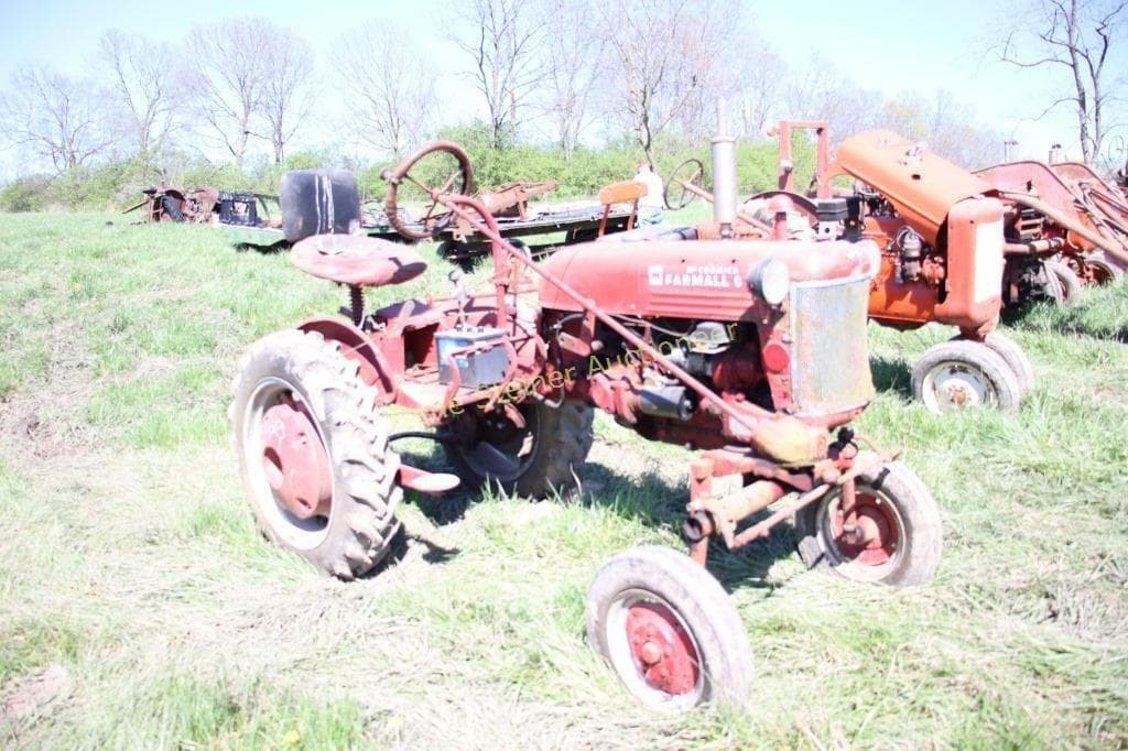 Farmall Cub Tractors Less than 40 HP for Sale | Tractor Zoom