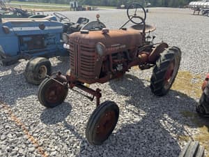 SOLD - Farmall Cub Lot No. 18318 Tractors with 12 HP | Tractor Zoom