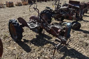 SOLD - Farmall Cub tractor frame Tractors with 12 HP | Tractor Zoom