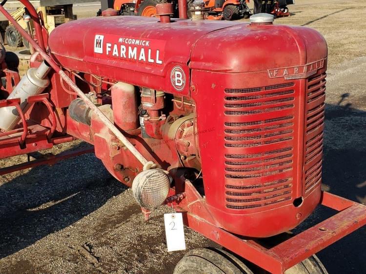 Farmall B Tractors Less than 40 HP for Sale | Tractor Zoom