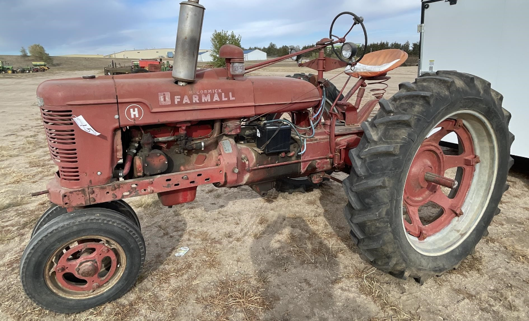 SOLD - Farmall H Tractors with 26 HP | Tractor Zoom