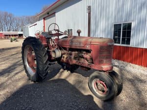 SOLD - Farmall H Lot No. 19Z Tractors with 26 HP | Tractor Zoom