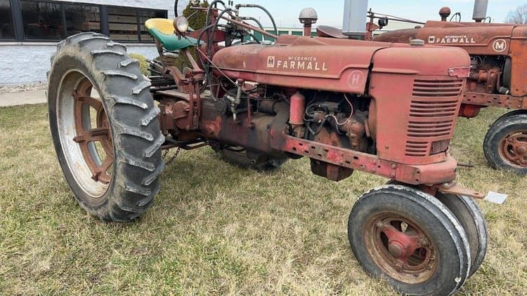 SOLD - Farmall H Tractors Less than 40 HP | Tractor Zoom