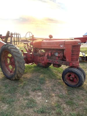 SOLD - Farmall M Tractor Tractors with 38 HP | Tractor Zoom