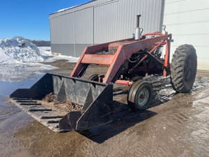 SOLD - Farmall M Tractor w/ loader Tractors with 38 HP | Tractor Zoom