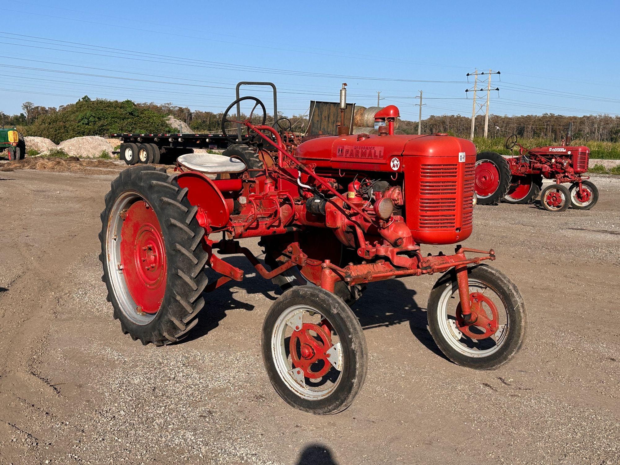 SOLD - Farmall Super AV Lot No. 6244290 Tractors with 16 HP | Tractor Zoom
