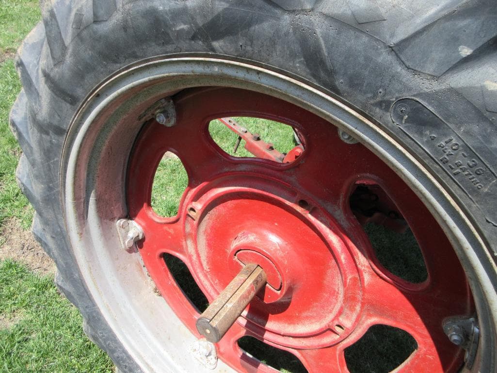 Farmall Super C Tractors Less than 40 HP for Sale | Tractor Zoom