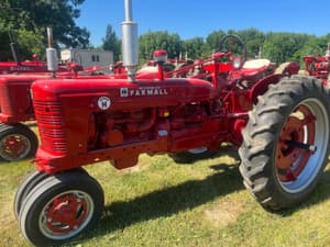 SOLD - Farmall Super H Lot No. 4839 Tractors with 32 HP | Tractor Zoom