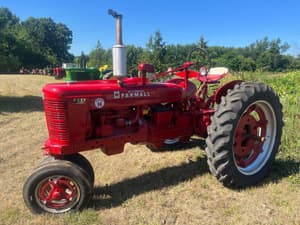 SOLD - Farmall Super H Lot No. 4809 Tractors with 32 HP | Tractor Zoom