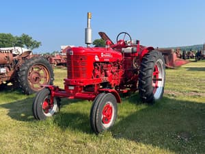 SOLD - Farmall Super H Lot No. 65443 Tractors with 32 HP | Tractor Zoom