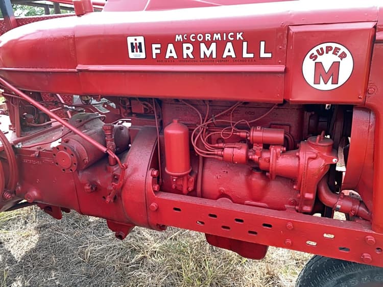 Farmall Super M Tractors 40 to 99 HP for Sale | Tractor Zoom