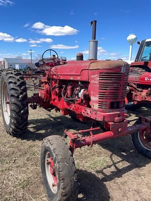 SOLD - Farmall Super M Lot No. 321 Tractors with 51 HP | Tractor Zoom