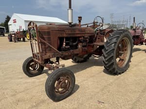 SOLD - Farmall Super M Lot No. 4448 Tractors with 51 HP | Tractor Zoom