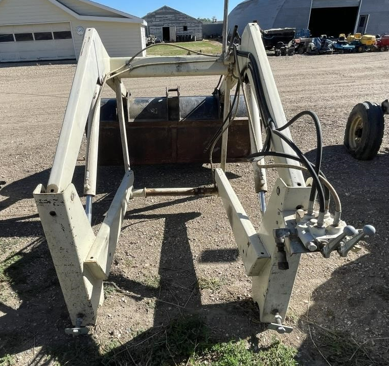 Farmhand 22 Other Equipment Loaders for Sale | Tractor Zoom