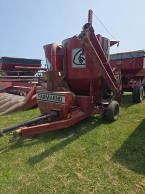 Farmhand 822 Lot No. 38563 Hay and Forage For Sale | Tractor Zoom