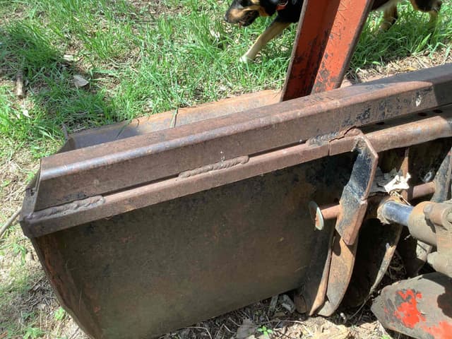 Farmhand F-11 Other Equipment Loaders for Sale | Tractor Zoom