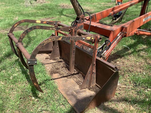 Farmhand F-11 Other Equipment Loaders for Sale | Tractor Zoom
