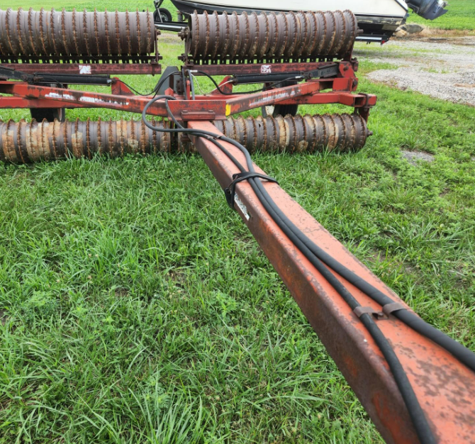 SOLD - Farmhand WP42 Lot No. b8c28244-2491-11ed-8bec-0246304ce823 ...
