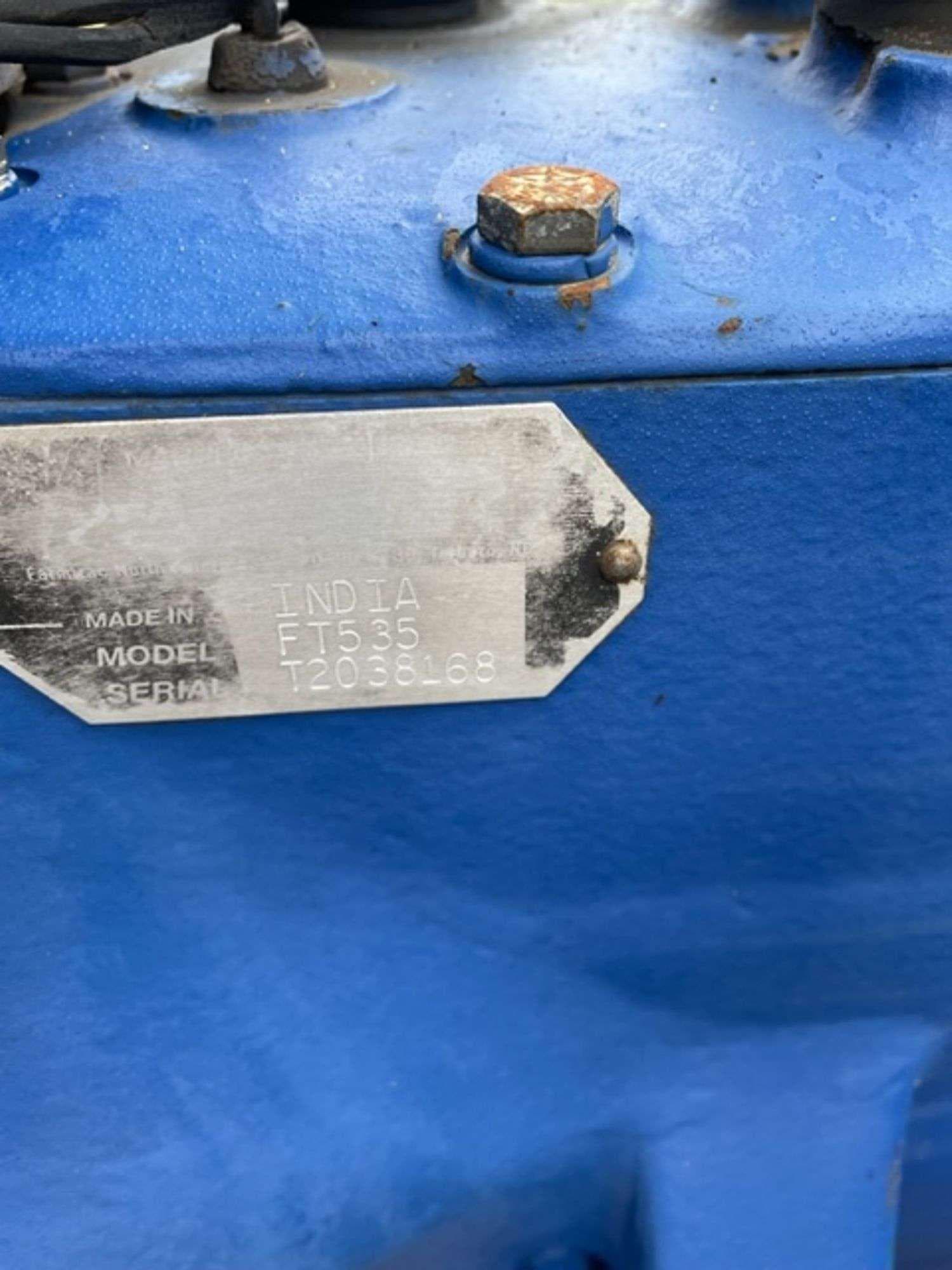 Tractor Zoom - Farmtrac 535