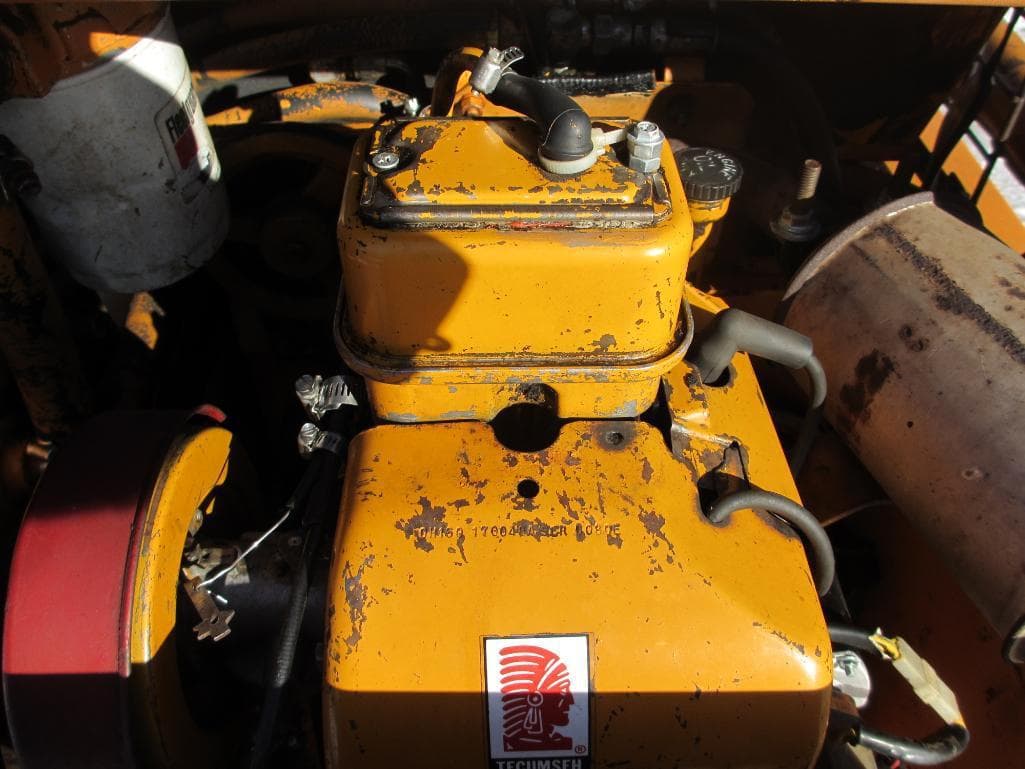Tractor Zoom - Case 1816B