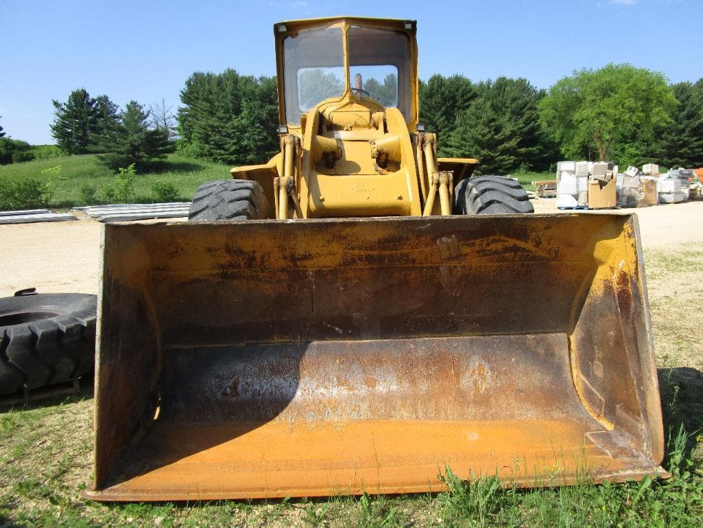 Tractor Zoom - Caterpillar 966B