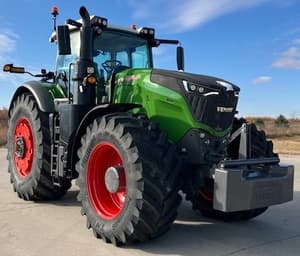 SOLD - 2023 Fendt 1046 Vario Stock No. EQ0037721 Tractors with 103 Hrs ...