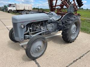 SOLD - Ferguson TO-20 Lot No. 315 Tractors with 28 HP | Tractor Zoom
