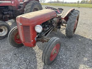 SOLD - Massey Ferguson TO30 Lot No. 1233 Tractors with 31 HP | Tractor Zoom