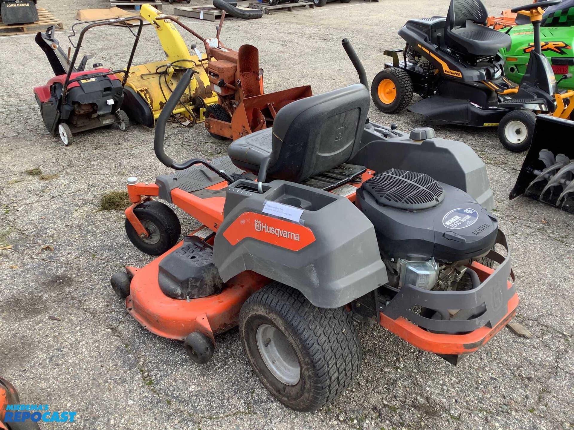 Husqvarna Z254 Other Equipment Turf for Sale | Tractor Zoom