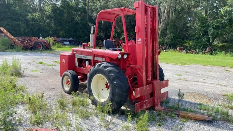 International Harvester 8000 Construction Forklifts for Sale | Tractor Zoom