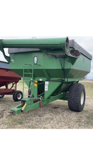 SOLD - Ficklin CA9600 Lot No. 124 Harvesting with 500 Bu | Tractor Zoom