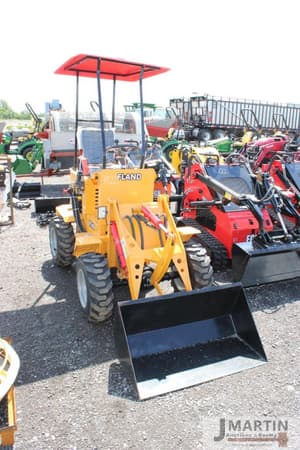 SOLD - FLAND FL45 Lot No. 221 Construction with --- Hrs | Tractor Zoom