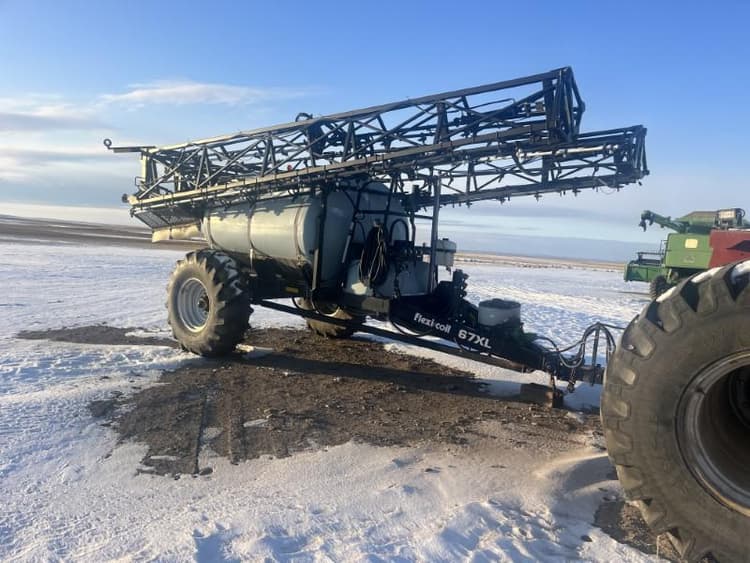 SOLD - Flexi-Coil 67XL Chemical Applicators Sprayers - Pull Type ...