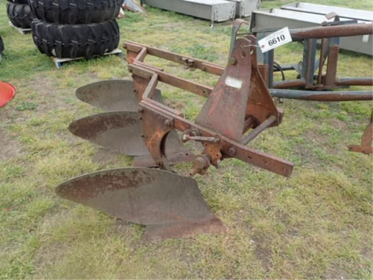 Ford 101 Tillage Plows for Sale | Tractor Zoom