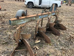 SOLD - Ford 140 Lot No. 655-JB Tillage with 4 Bottoms | Tractor Zoom