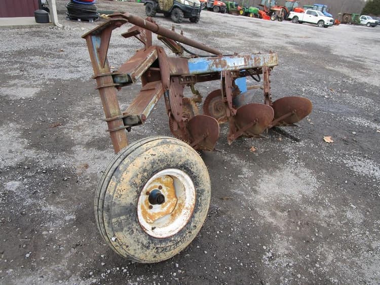 Ford 140 Tillage Plows for Sale | Tractor Zoom