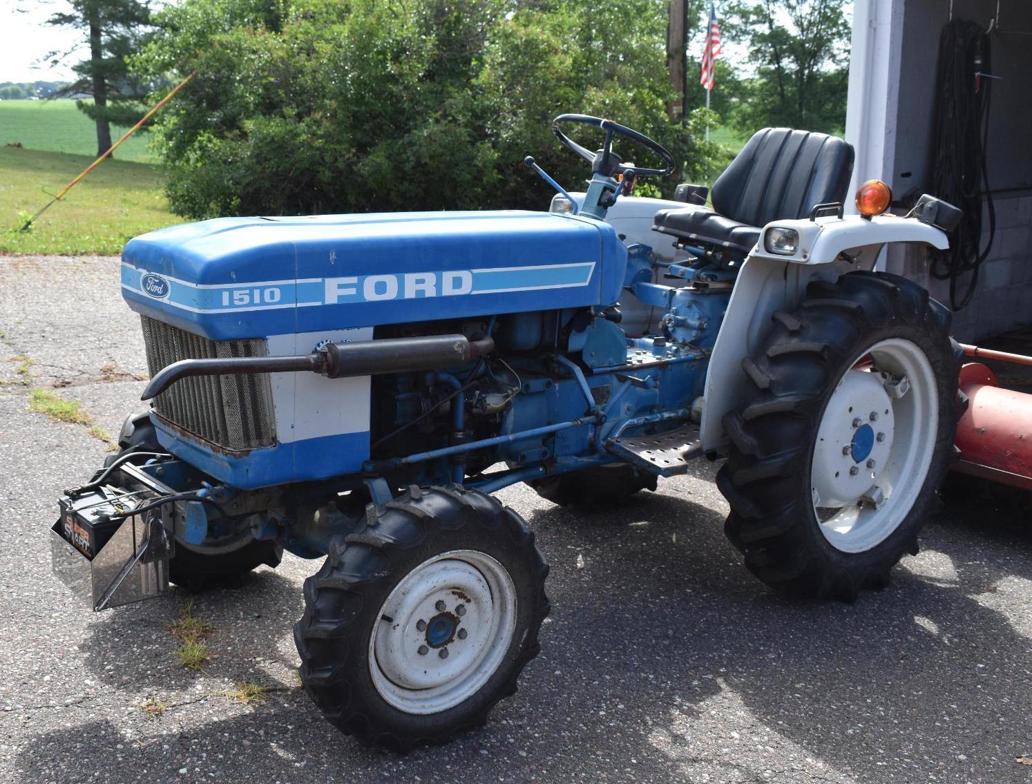 SOLD - Ford 1510 Tractors with --- Hrs | Tractor Zoom