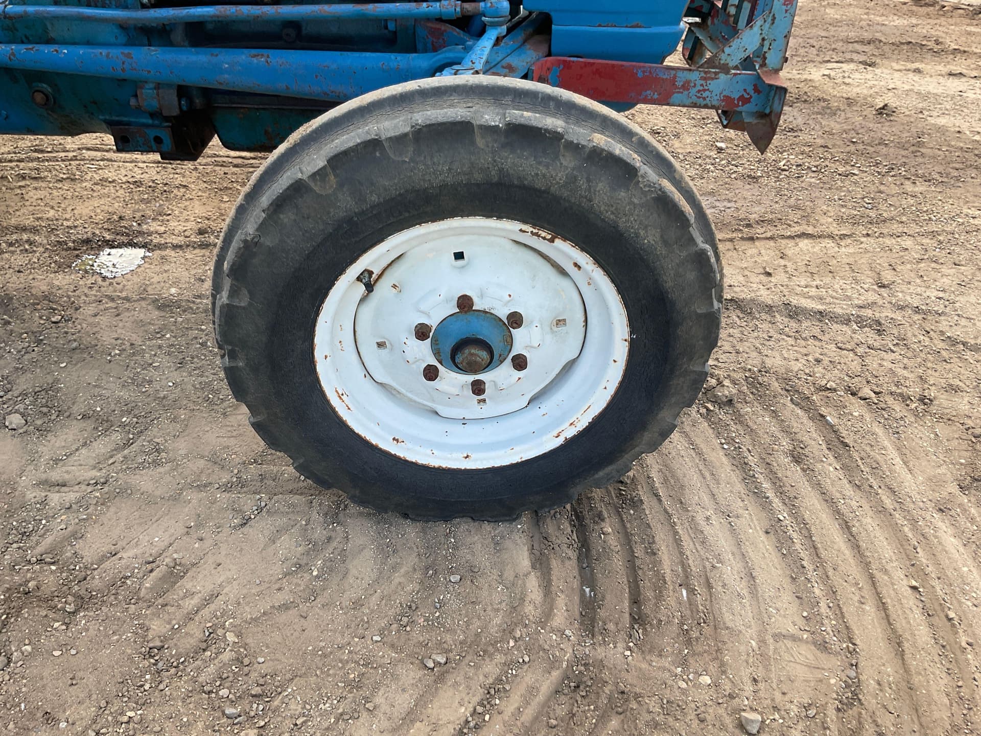 Ford 2000 Tractors Less than 40 HP for Sale | Tractor Zoom