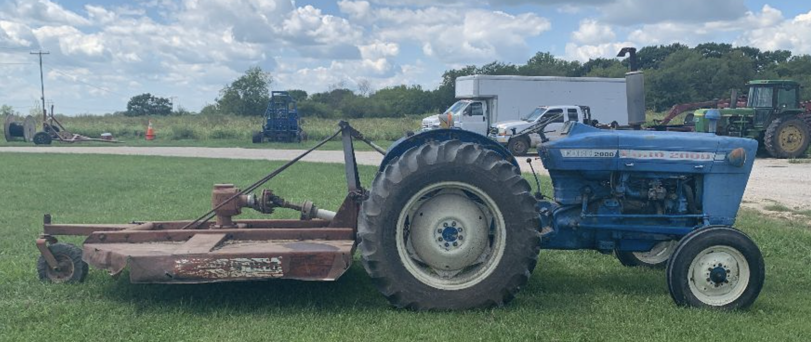 SOLD - Ford 2000 Lot No. 648c6b98-2552-11ed-8bec-0246304ce823 Tractors ...