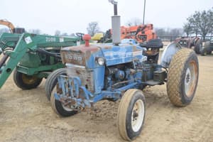 SOLD - Ford 2000 Lot No. 3986 Tractors with 36 HP | Tractor Zoom