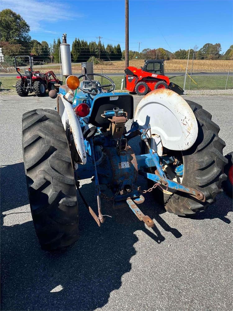 Ford 2000 Tractors Less than 40 HP for Sale | Tractor Zoom