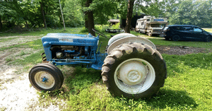 SOLD - Ford 2000 Tractors with 36 HP | Tractor Zoom