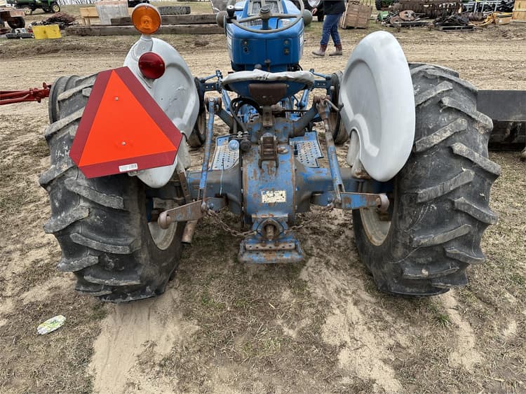 Ford 2000 Tractors Less than 40 HP for Sale | Tractor Zoom