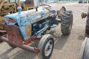 SOLD - FORD 2000 OPEN 2WD Tractors with 2,307 Hrs | Tractor Zoom