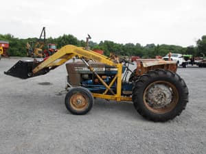 SOLD - Ford 2600 Lot No. 9884 Tractors with 36 HP | Tractor Zoom